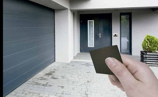 Control de accesos Aprimatic Easy Door - Puertas y automatismos para ...